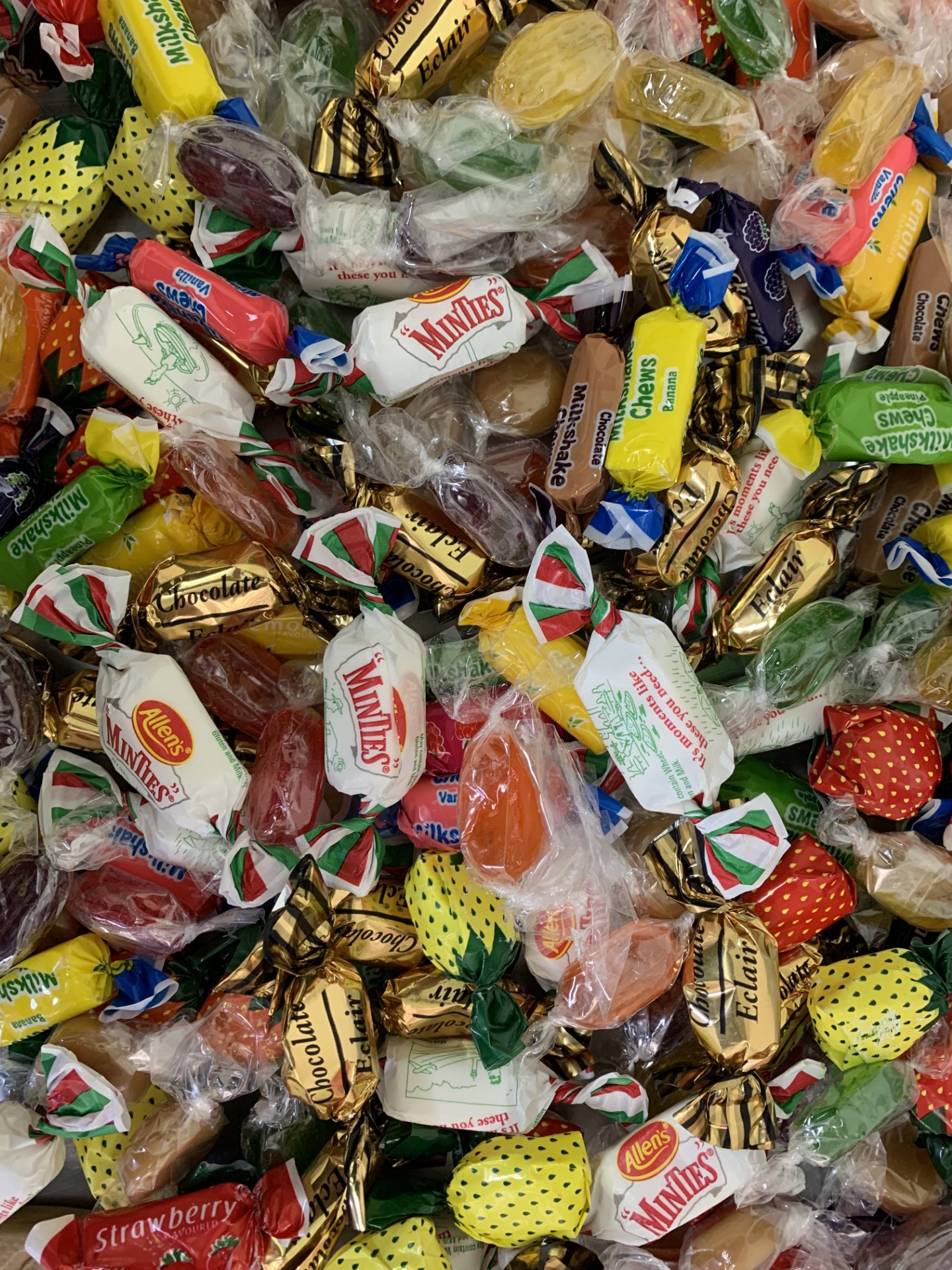 Buy Mixed Wrapped Lollies 1kg Online | Lolly Warehouse